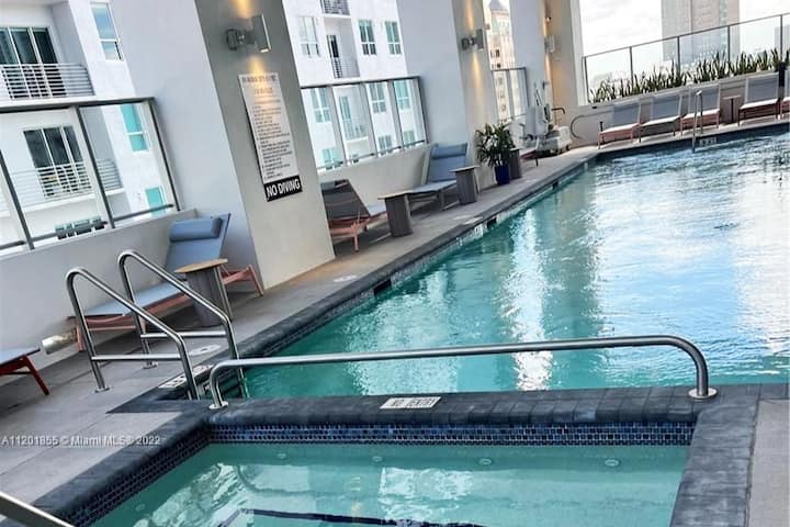 30th Floor Apartment In Brickell/downtown Miami! - Miami