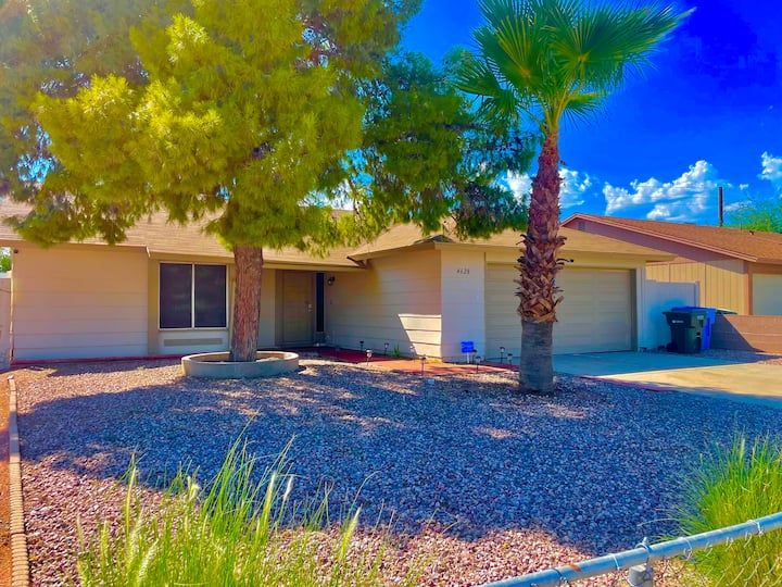 Quiet Home Near Cardinals Stadium! - Phoenix, AZ
