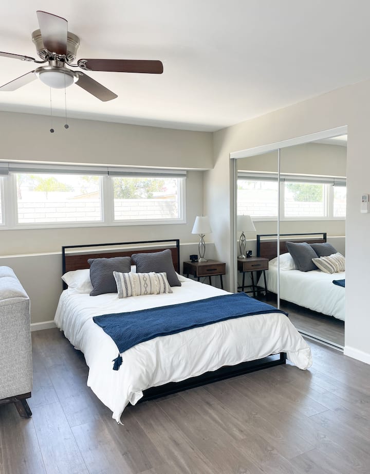 Modern Studio Near Sdsu | Free Parking, 30d+ Stays - San Diego, CA