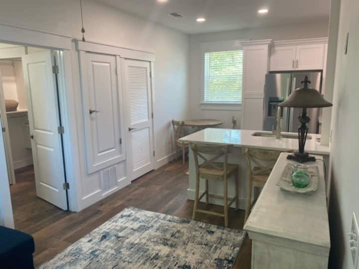 Navarre Guesthouse - Navarre, FL