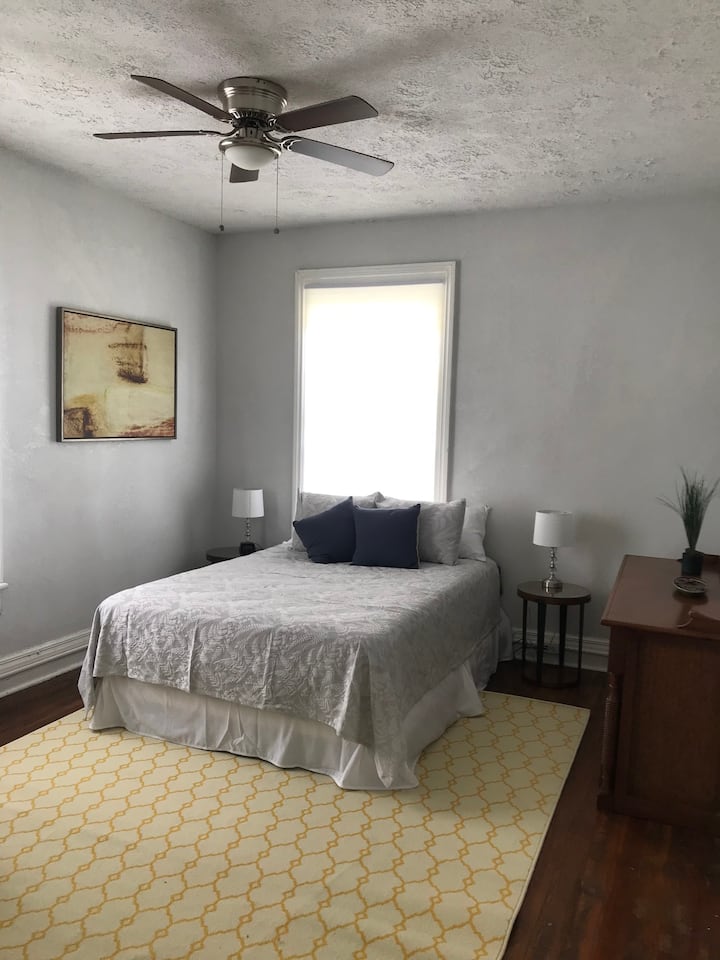 Cozy 1 Bedroom Apartment Unit 3 - Macon, GA