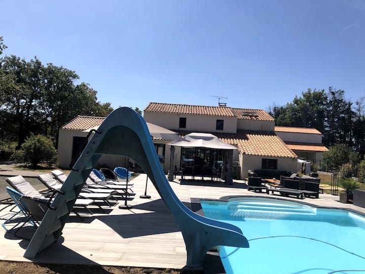 Villa 250m2 + Piscine Proche Du Lac De Grand Lieu - Loire-Atlantique