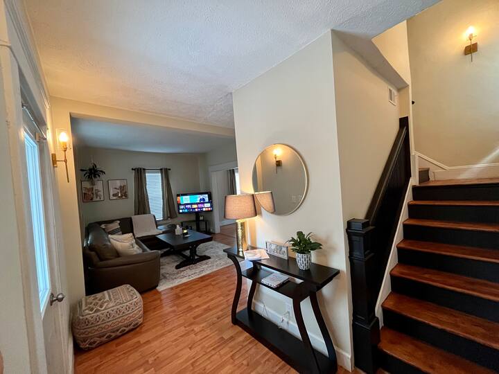 Cheerful 3 Bedrooms Home In Geneva, Ny - Geneva, NY