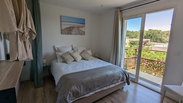 Ravissante Suite Piscine Et Jacuzzi (L) - Rochefort-du-Gard
