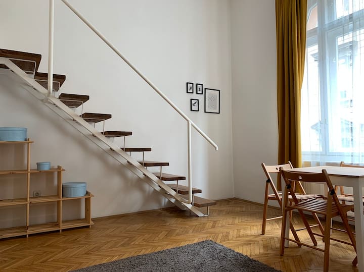 Siptwo - Fizzy Studio Right In The Centre - Budapest
