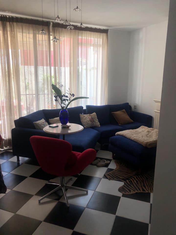 Habitación Individual Grande Con El Baño - Museros