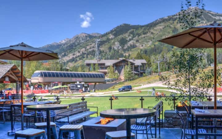 Four Seasons Resort & Spa - Jackson, WY