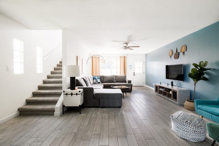 House Near Pv Mall - Phoenix, AZ