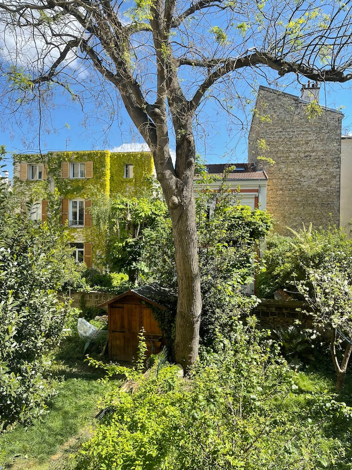 Asnières-sur-seine : Petit Duplex Dans La Jungle ! - Levallois-Perret