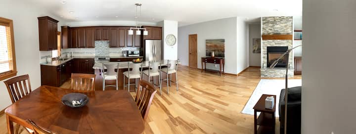 Secluded 3 Br House Walking Distance To Gig Harbor - ギグハーバー, WA