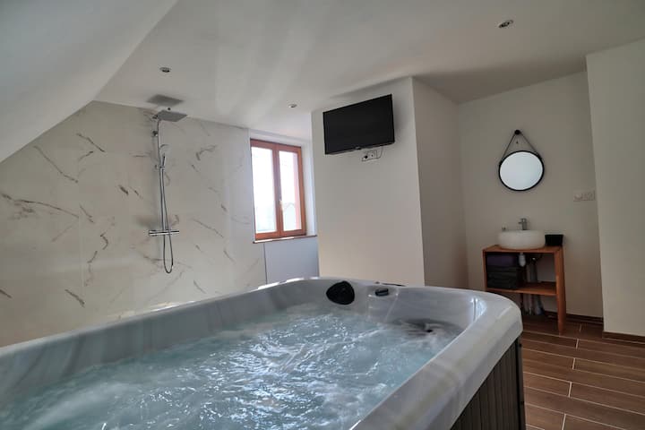 Maison Chaleureuse Avec Jacuzzi - Erstein