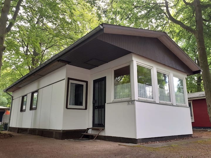 Kleiner Bungalow Im Ostseecamp Ferienpark - Rostock