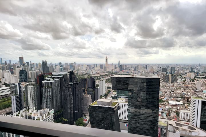 Luxury On Top Of Bangkok City Next To Mrt Rama 9 - Bangkok