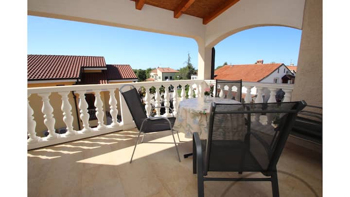 Apartment Rose 4 With Balcony - Poreč