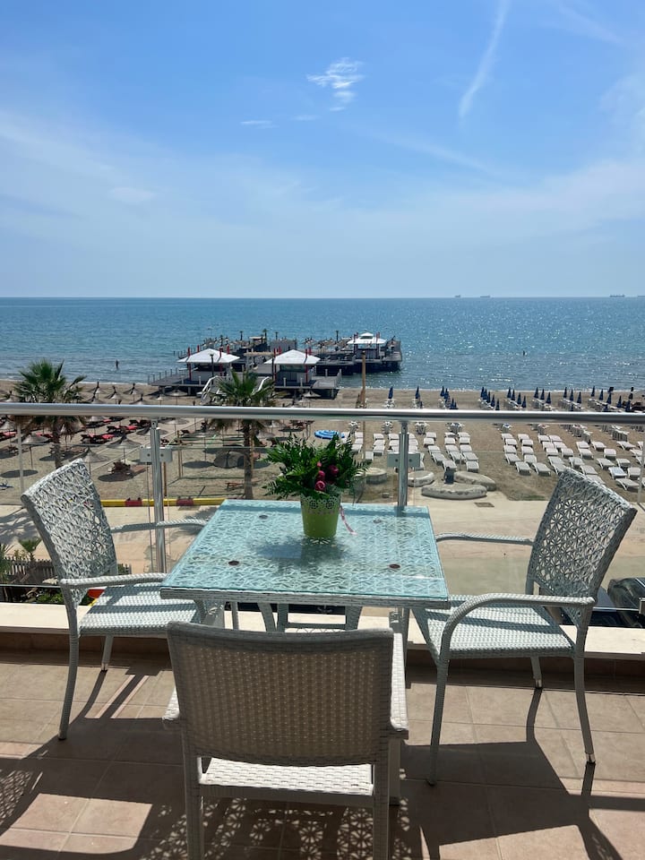 Sea View Beach Apartment - Durrës