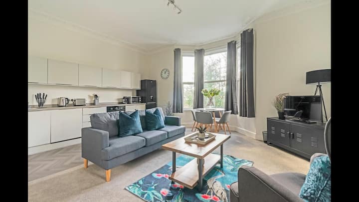 Stylish 1 Bed Flat, Heart Of Tunbridge Wells - Tonbridge