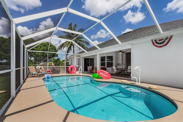 Endless Summer Sanctuary*peaceful Pool Home* - Cape Coral, FL