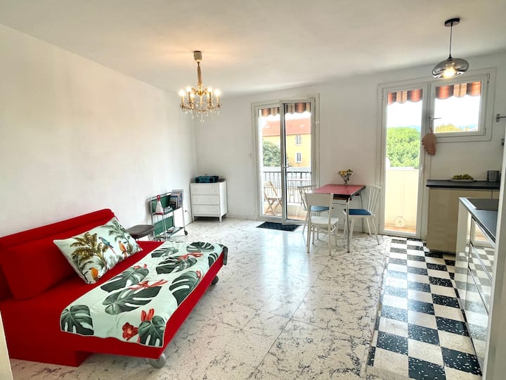 Im Herzen Von Antibes - Mit Kleinem Meerblick - Juan-les-Pins