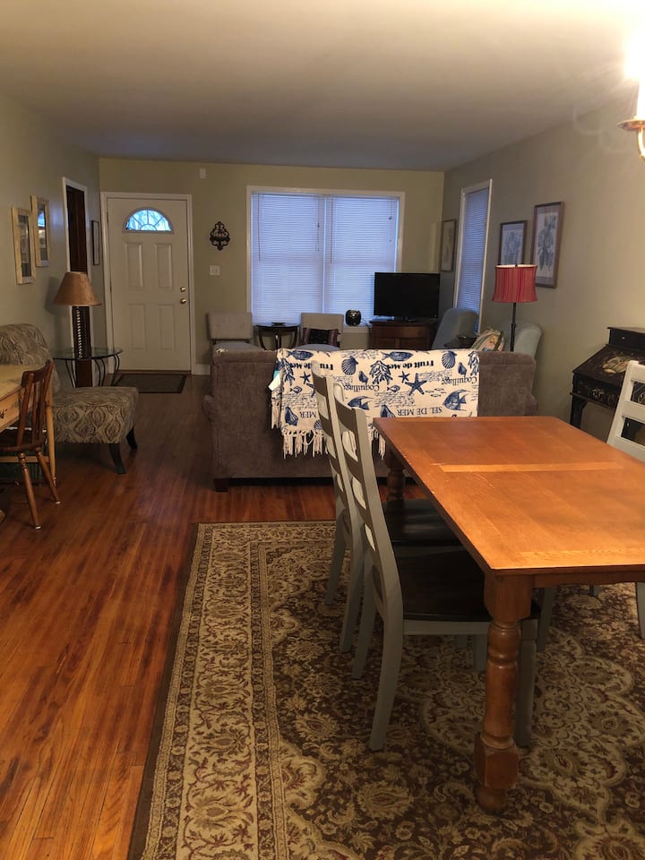 Two Houses To Beach (3 Bedrooms) - Benton Harbor