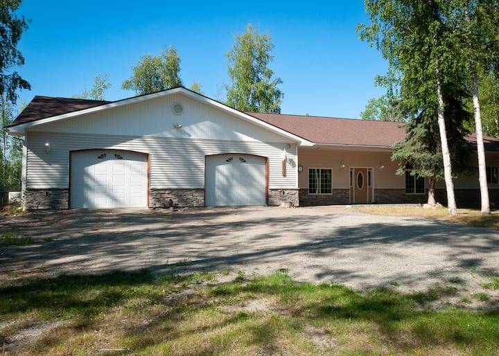 The Wise Raven Retreat Great For Groups & Families - Alaska