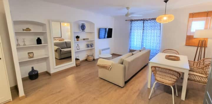 Marta - Apartamento Reformado En La Zona Antigua. - カダケス