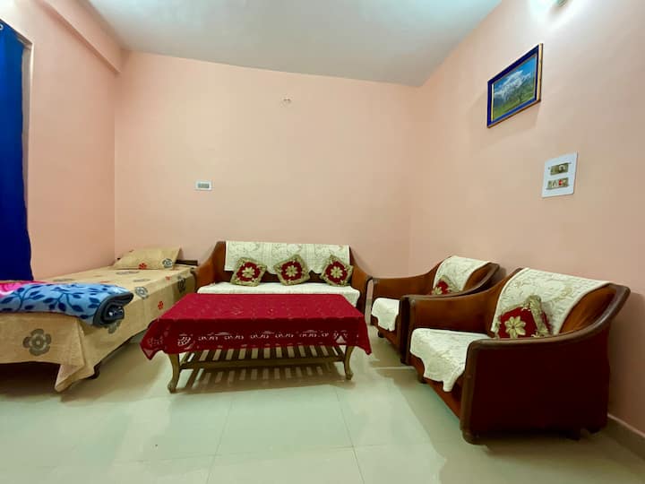 “Mountain Homestay”-rang, With Bed And Breakfast. - Kalpa