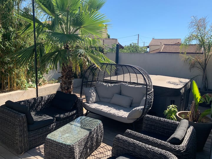 Loft, Piscine,jacuzzi Et Plancha - Vitrolles