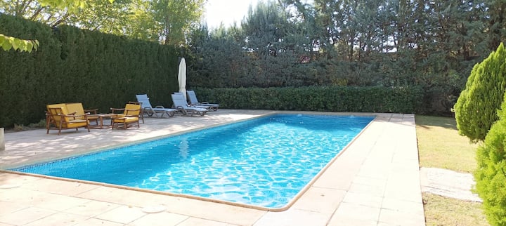 Eventos En Villa Cisne: Lujo Con Piscina - Villanueva del Pardillo