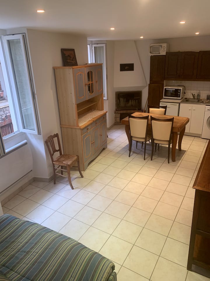 Studio Pied à Terre Au Cœur Du Village - Lac de la Fous