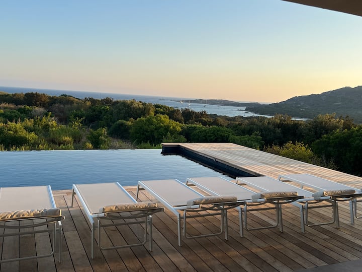 Villa Pianottoli. Vue Imprenable, Plage à Pied, - Pianottoli-Caldarello