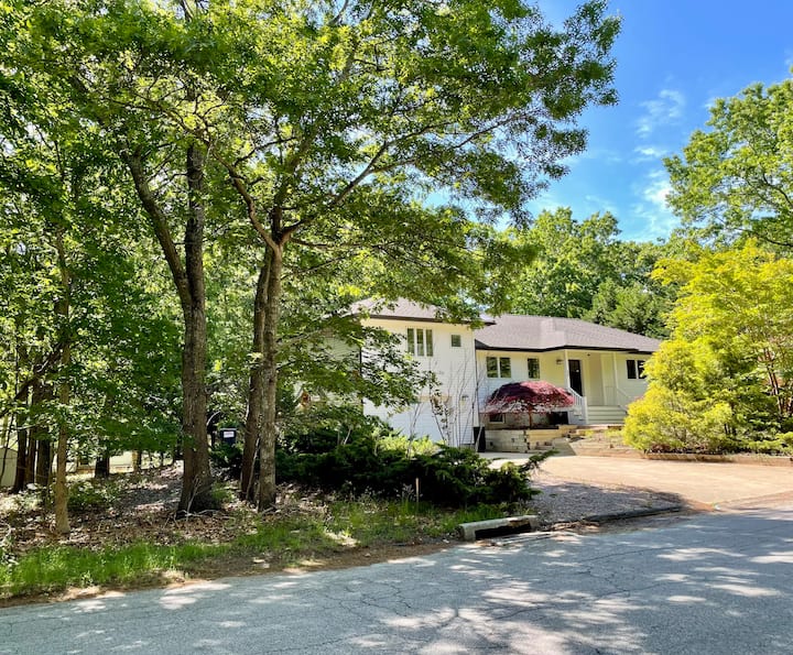 Sag Harbor Hills - Sag Harbor, NY