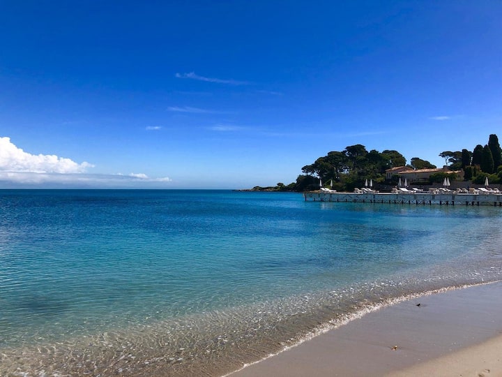 Appartement Au Cœur Du Cap D'antibes - Antibes