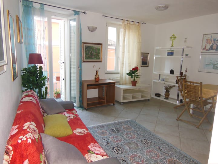 Appartamento Accogliente Centro Storico Olbia. - Olbia
