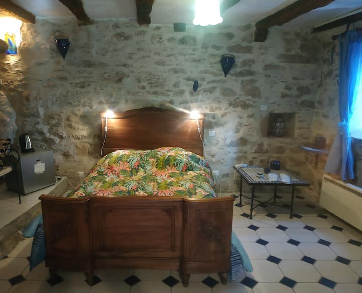 Chambre Bleue Semi-troglodyte Avec Terrasse - Saint-Cirq-Lapopie