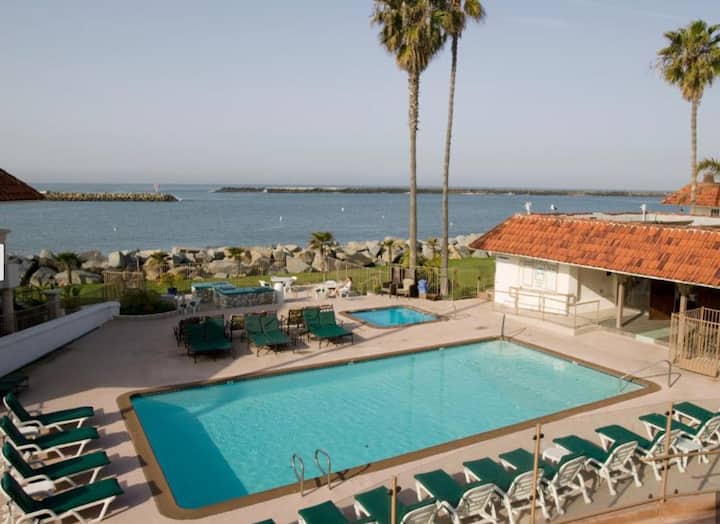 Deluxe Studio- 2 Double Beds - オーシャンサイド, CA