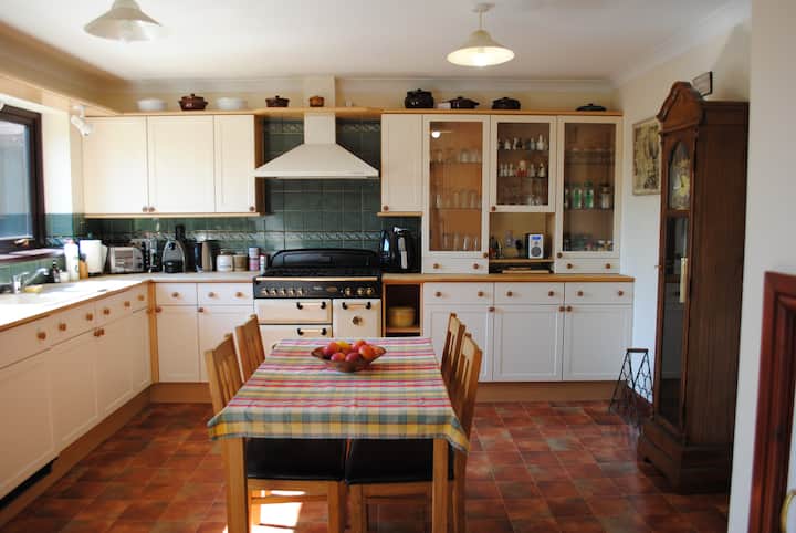 5* 4 Bedr Near Zip World & Bikepark Wales + Garage - South Wales