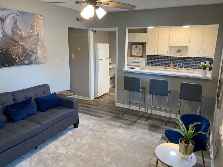 Cozy, Cute & Perfect For Traveling Workers! 1104 - Fremont, NE