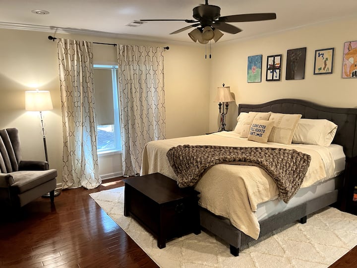 4 Br/3 Ba Home, Walk To Square, <2 Mi From Stadium - Oxford, MS