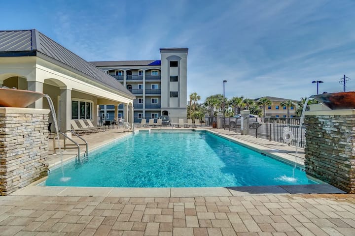 Steps Away To The White Sands And Emerald Waters - Miramar Beach, FL