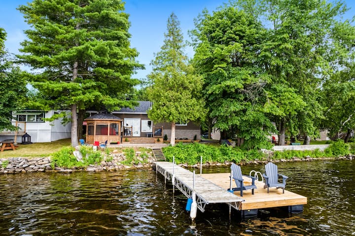 Waterfront 4 Bdrm Family Cottage Mississippi Lake - Ottawa