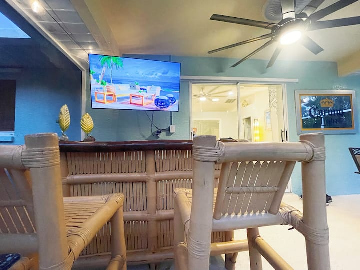 Cape Coral Oasis W/lanai & Heated Pool - Cape Coral, FL