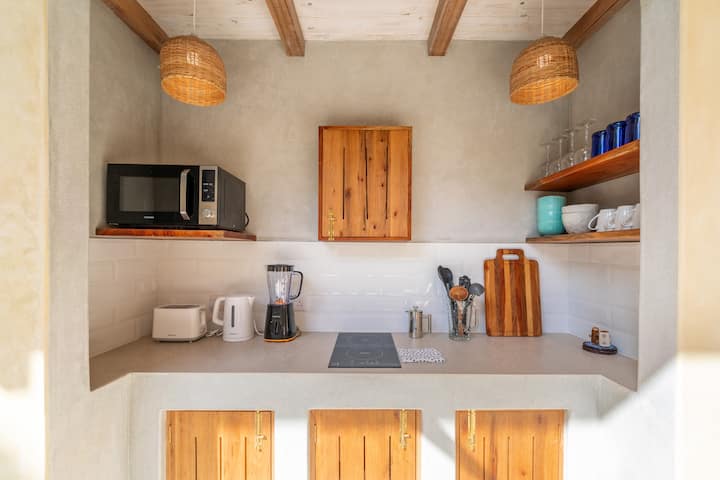 Sykes Suite - Diani, Monkey Suites - Diani Beach