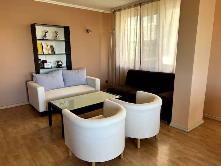 Lovely Spacious 3br Just Outside Of City Centre - Sofia