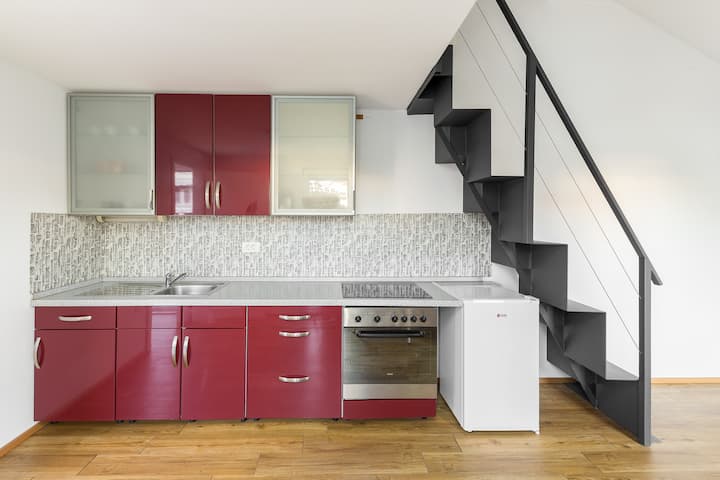 Berni | Cute Apartment With Gallery - Free Parking - Liubliana