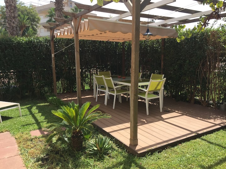 Agradable Adosado Con Piscina Y Jardín - Canet de Berenguer