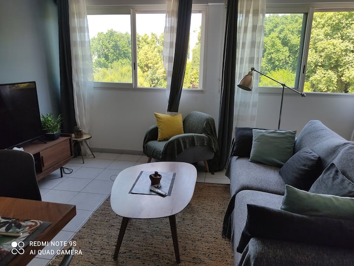 Tout éQuipé Et Place Privative En Sous-sol - Calanques de Marseille