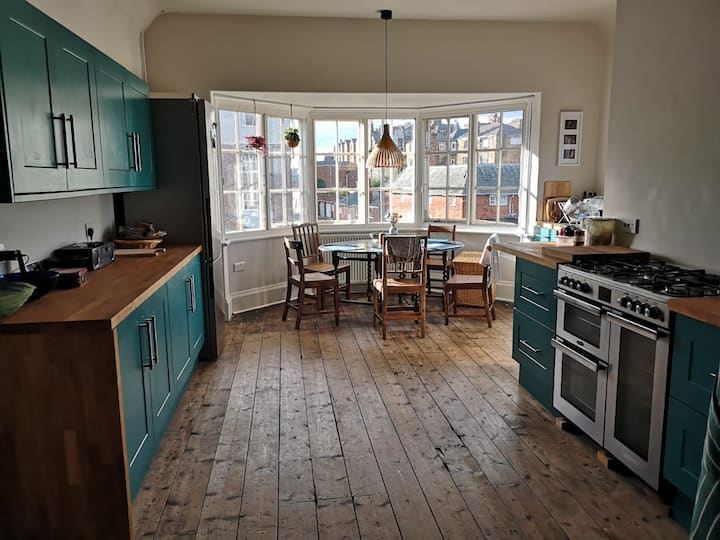 Quiet Beautiful Sea View Flat W Double Own Toilet - Scarborough