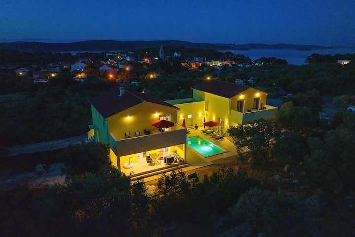 Luxus Villa Apartment Mit 3 Schlafzimmern Mit Pool - Dugi otok