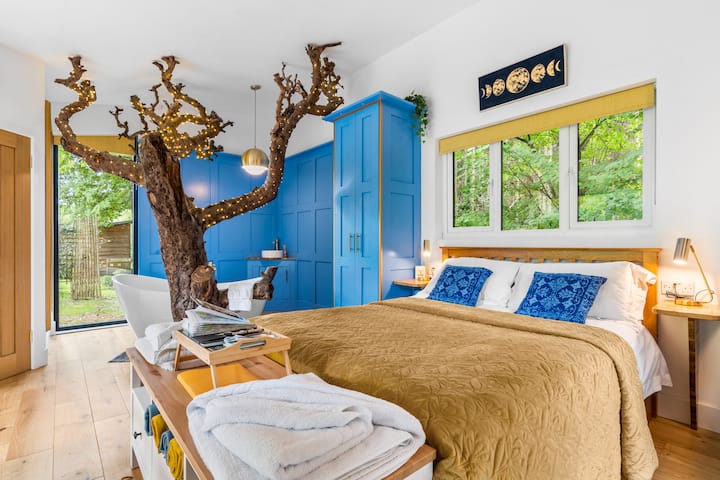 New Forest Luxury Couple Retreat Eling Tree Cabin - Hampshire