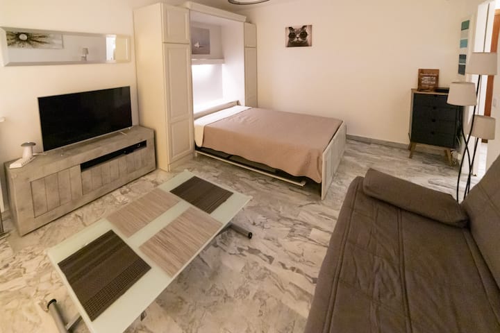 Antibes Centre, Très Beau F1 33m² - アンティーブ